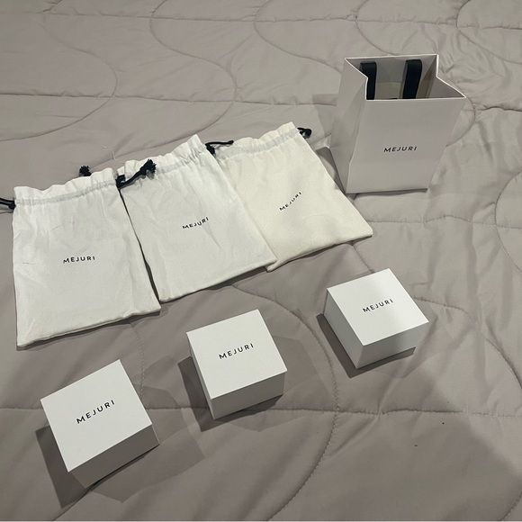 Mejuri | Accessories | Mejuri Jewelry Boxes And Pouches Set | Poshmark